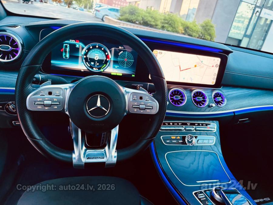 Black Mercedes-Benz E-Class 2019 in Tallinn, with an engine capacity of 2.00 L and mileage of 129 thousand km for 28499 €, photo 10 on AUTOMOTO.COM.LV