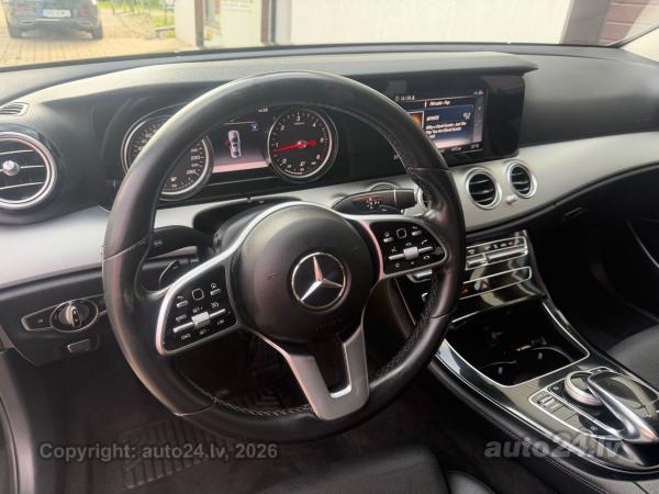 Melns Mercedes-Benz E-Class 2019 Veru, ar dzinēja tilpumu 1.60 L un nobraukumu 328 tūkst. km par 14400 €, foto 10 vietnē AUTOMOTO.COM.LV