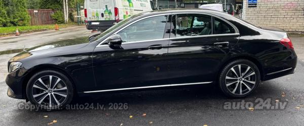 Мерседес Е-Класс 2019 в Таллин на AUTOMOTO.COM.LV Черный Мерседес Е-Класс 2019 в Таллин, объемом двигателя 2.00 л и пробегом 195 тыс. км за 22900 €, фото 4 на AUTOMOTO.COM.LV