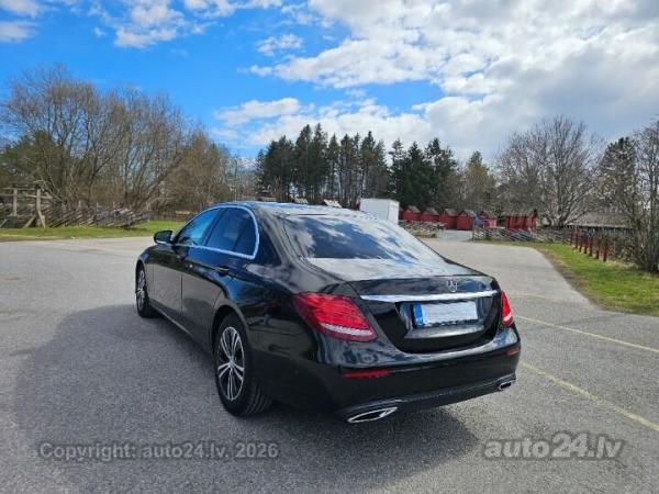Black Mercedes-Benz E-Class 2021 in Tallinn, with an engine capacity of 2.00 L and mileage of 284 thousand km for 22900 €, photo 2 on AUTOMOTO.COM.LV