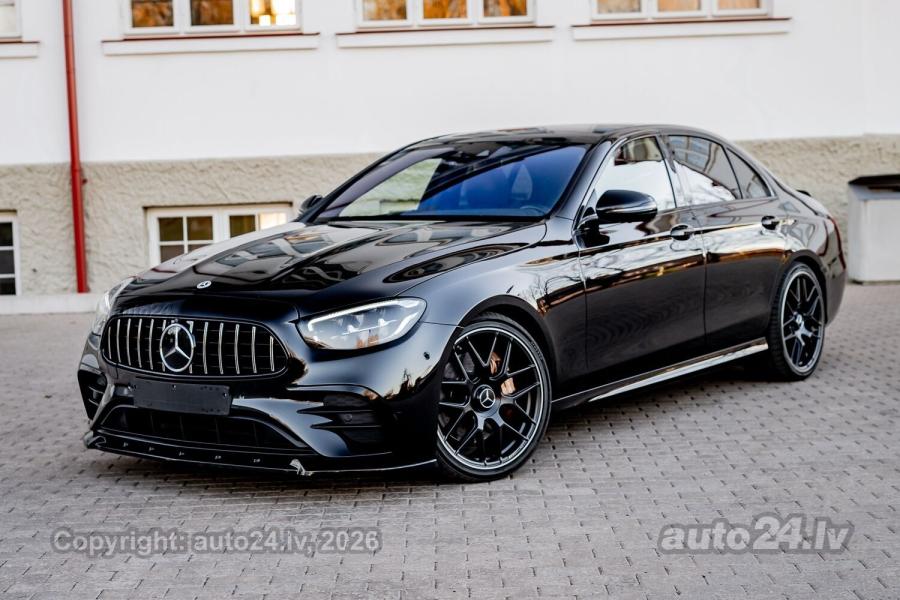 Melns Mercedes-Benz E-Class 2021 Pērnava, ar dzinēja tilpumu 2.00 L un nobraukumu 122 tūkst. km par 37900 €, foto 1 vietnē AUTOMOTO.COM.LV