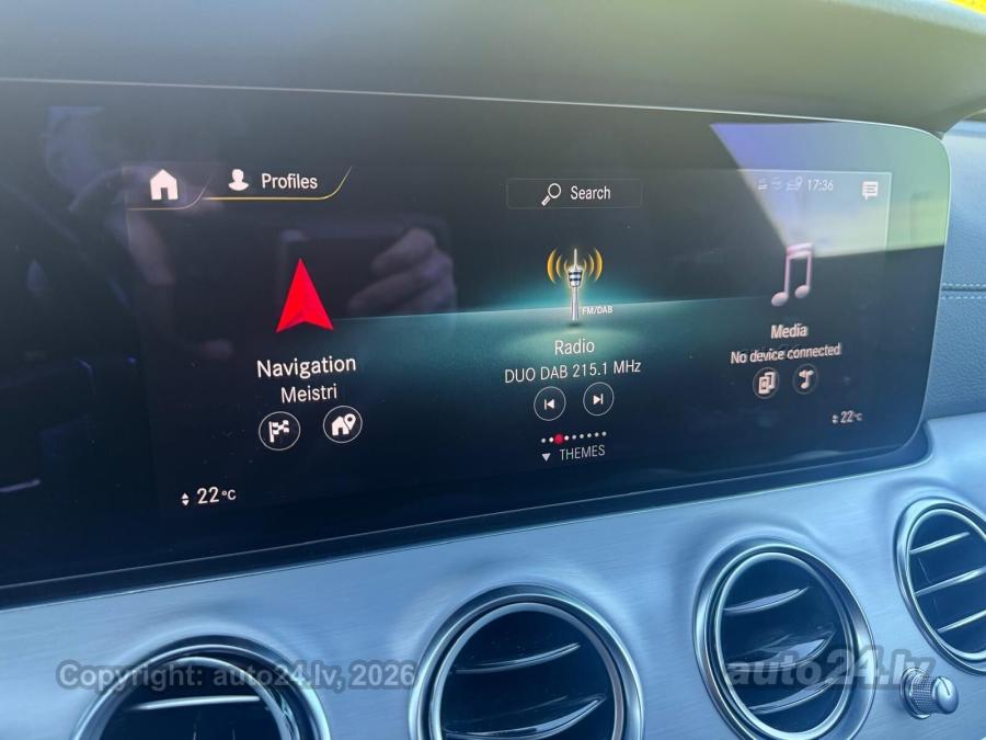 Melns Mercedes-Benz E-Class 2021 Tallina, ar dzinēja tilpumu 2.00 L un nobraukumu 181 tūkst. km par 29995 €, foto 27 vietnē AUTOMOTO.COM.LV