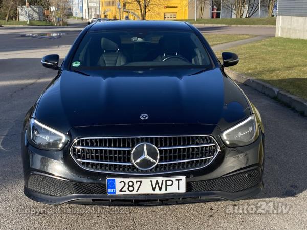 Melns Mercedes-Benz E-Class 2022 Tallina, ar dzinēja tilpumu 2.00 L un nobraukumu 249 tūkst. km par 33000 €, foto 6 vietnē AUTOMOTO.COM.LV