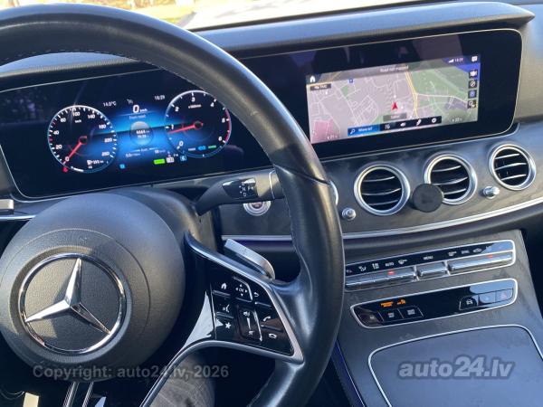 Melns Mercedes-Benz E-Class 2022 Tallina, ar dzinēja tilpumu 2.00 L un nobraukumu 249 tūkst. km par 33000 €, foto 10 vietnē AUTOMOTO.COM.LV