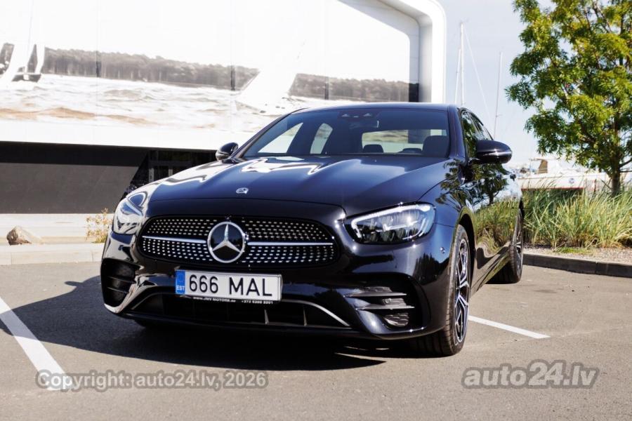 Black Mercedes-Benz E-Class 2022 in Tallinn, with an engine capacity of 2.00 L and mileage of 59 thousand km for 42500 €, photo 3 on AUTOMOTO.COM.LV