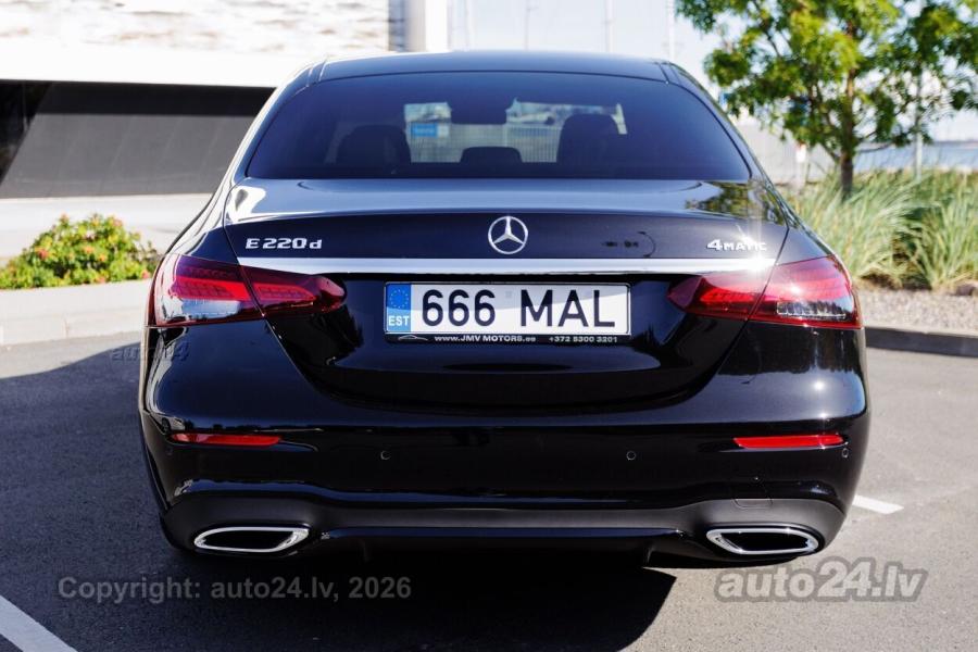 Black Mercedes-Benz E-Class 2022 in Tallinn, with an engine capacity of 2.00 L and mileage of 59 thousand km for 42500 €, photo 4 on AUTOMOTO.COM.LV