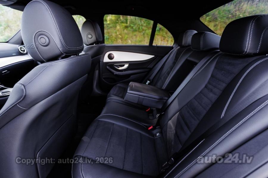 Black Mercedes-Benz E-Class 2022 in Tallinn, with an engine capacity of 2.00 L and mileage of 59 thousand km for 42500 €, photo 12 on AUTOMOTO.COM.LV