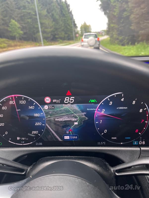 Melns Mercedes-Benz E-Class 2024 Tallina, ar dzinēja tilpumu 2.00 L un nobraukumu 42 tūkst. km par 52900 €, foto 9 vietnē AUTOMOTO.COM.LV