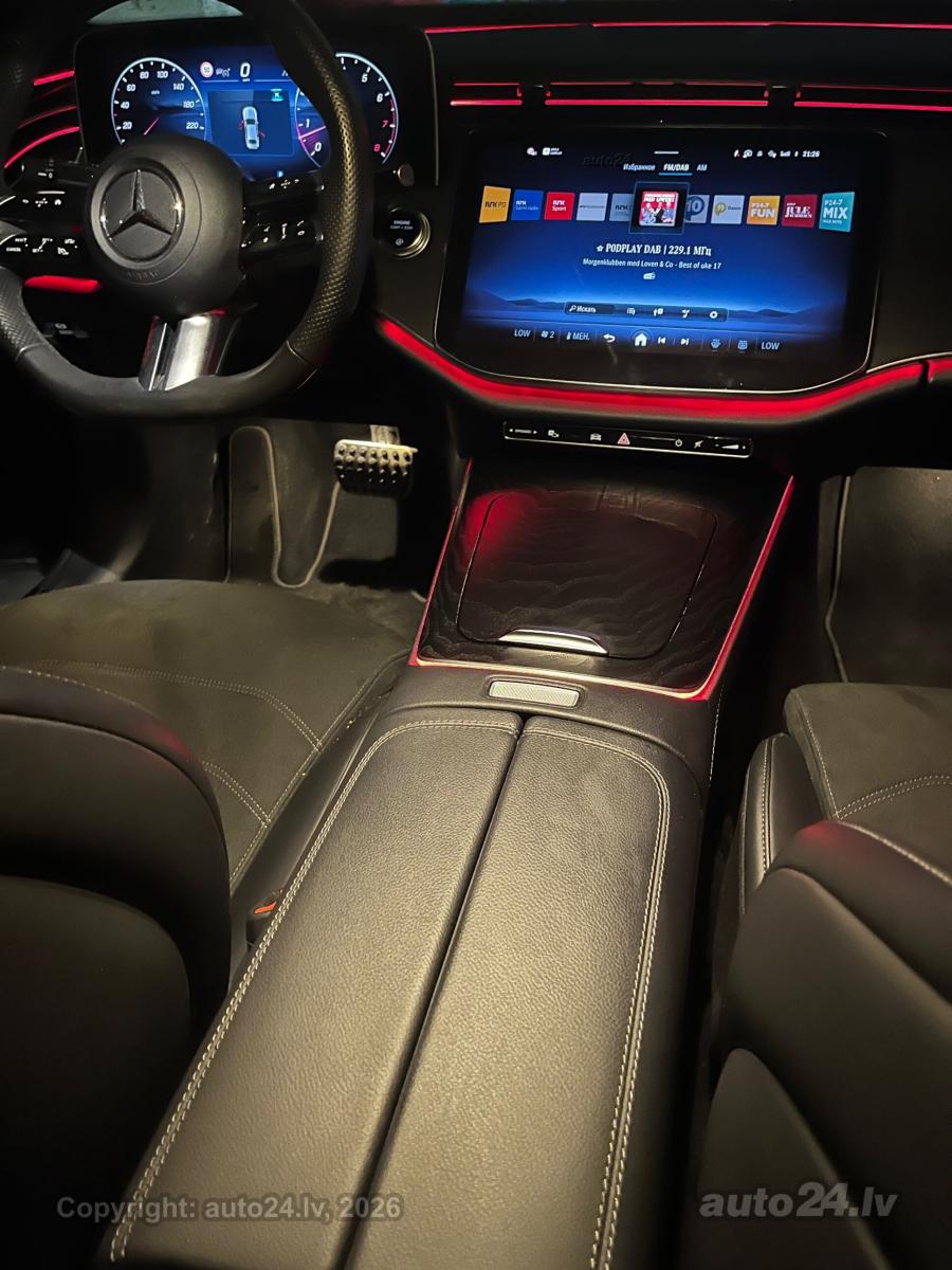 Melns Mercedes-Benz E-Class 2024 Tallina, ar dzinēja tilpumu 2.00 L un nobraukumu 42 tūkst. km par 52900 €, foto 21 vietnē AUTOMOTO.COM.LV