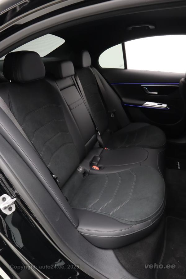 Black Mercedes-Benz E-Class 2025 in Tallinn, with an engine capacity of 2.00 L and mileage of 500 thousand km for 66500 €, photo 11 on AUTOMOTO.COM.LV
