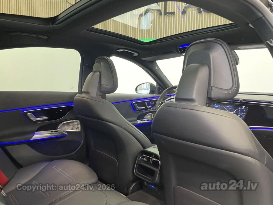 Melns Mercedes-Benz E-Class 2025 Tallina, ar dzinēja tilpumu 3.00 L un nobraukumu 13 tūkst. km par 114990 €, foto 13 vietnē AUTOMOTO.COM.LV