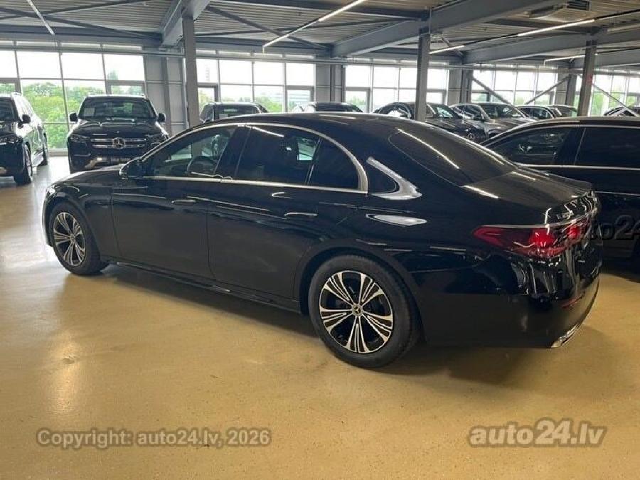 Black Mercedes-Benz E-Class 2025 in Tallinn, with an engine capacity of 2.00 L and mileage of 9 thousand km for 54900 €, photo 5 on AUTOMOTO.COM.LV