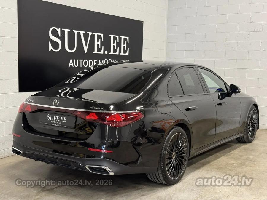 Melns Mercedes-Benz E-Class 2025 Tallina, ar dzinēja tilpumu 3.00 L un nobraukumu 29 tūkst. km par 69995 €, foto 8 vietnē AUTOMOTO.COM.LV