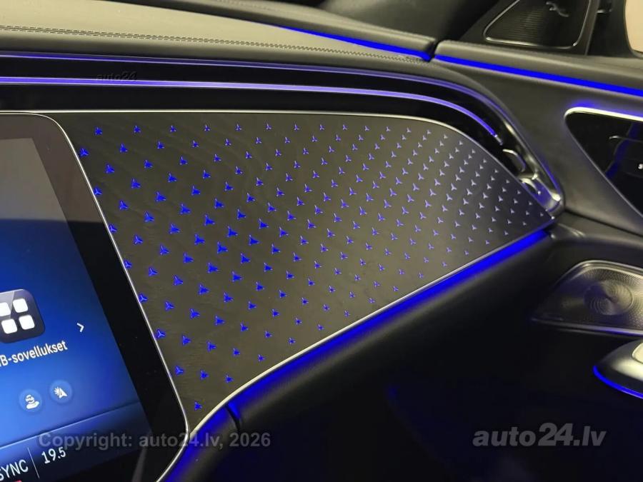 Melns Mercedes-Benz E-Class 2025 Tallina, ar dzinēja tilpumu 3.00 L un nobraukumu 29 tūkst. km par 69995 €, foto 23 vietnē AUTOMOTO.COM.LV