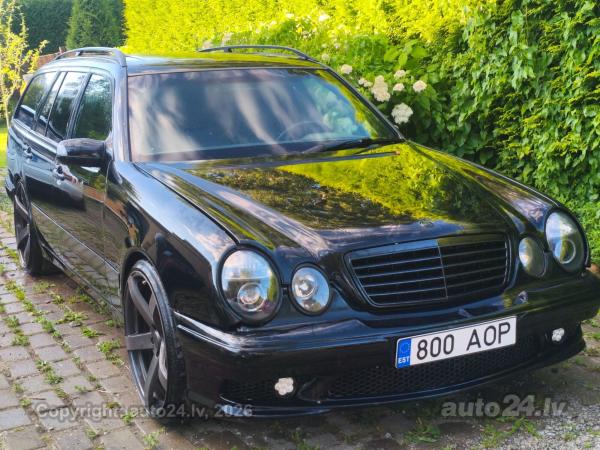 Черный Мерседес Е-Класс 2003 в Таллин, объемом двигателя 2.80 л и пробегом 0 тыс. км за 4900 €, фото 1 на AUTOMOTO.COM.LV