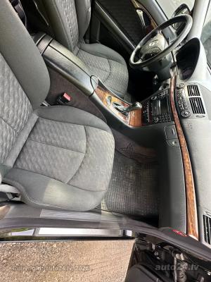 Black Mercedes-Benz E-Class 2004 in Tallinn, with an engine capacity of 2.10 L and mileage of 430 thousand km for 2000 €, photo 9 on AUTOMOTO.COM.LV