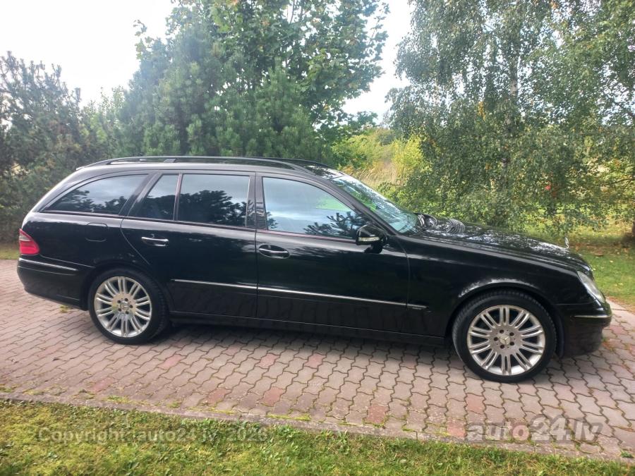 Melns Mercedes-Benz E-Class 2007 Tartu, ar dzinēja tilpumu 3.20 L un nobraukumu 313 tūkst. km par 5900 €, foto 8 vietnē AUTOMOTO.COM.LV