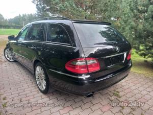 Melns Mercedes-Benz E-Class 2007 Tartu, ar dzinēja tilpumu 3.20 L un nobraukumu 313 tūkst. km par 5900 €, foto 10 vietnē AUTOMOTO.COM.LV