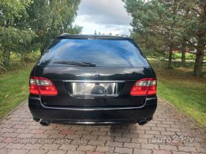 Melns Mercedes-Benz E-Class 2007 Tartu, ar dzinēja tilpumu 3.20 L un nobraukumu 313 tūkst. km par 5900 €, foto 11 vietnē AUTOMOTO.COM.LV