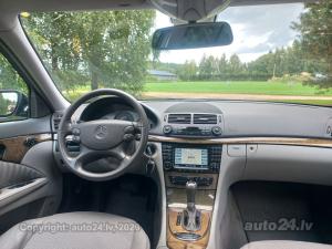 Melns Mercedes-Benz E-Class 2007 Tartu, ar dzinēja tilpumu 3.20 L un nobraukumu 313 tūkst. km par 5900 €, foto 14 vietnē AUTOMOTO.COM.LV