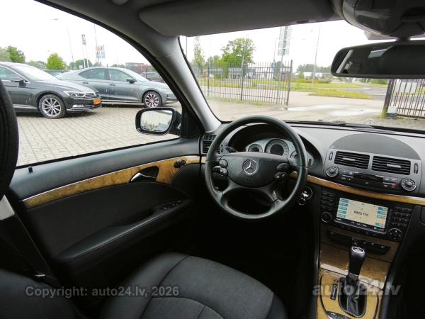 Melns Mercedes-Benz E-Class 2008 Tartu, ar dzinēja tilpumu 2.10 L un nobraukumu 320 tūkst. km par 4790 €, foto 8 vietnē AUTOMOTO.COM.LV
