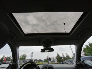 Melns Mercedes-Benz E-Class 2008 Tartu, ar dzinēja tilpumu 2.10 L un nobraukumu 320 tūkst. km par 4790 €, foto 11 vietnē AUTOMOTO.COM.LV