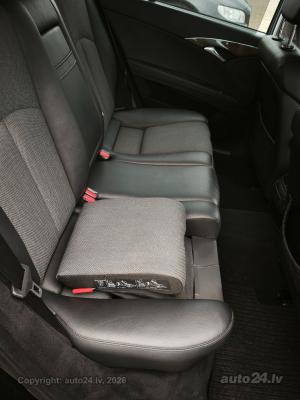 Melns Mercedes-Benz E-Class 2008 Tartu, ar dzinēja tilpumu 2.10 L un nobraukumu 320 tūkst. km par 4790 €, foto 13 vietnē AUTOMOTO.COM.LV