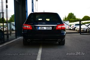 Melns Mercedes-Benz E-Class 2009 Tallina, ar dzinēja tilpumu 3.00 L un nobraukumu 376 tūkst. km par 6800 €, foto 5 vietnē AUTOMOTO.COM.LV