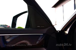 Melns Mercedes-Benz E-Class 2009 Tallina, ar dzinēja tilpumu 3.00 L un nobraukumu 376 tūkst. km par 6800 €, foto 16 vietnē AUTOMOTO.COM.LV