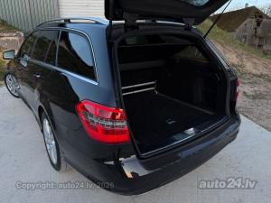 Melns Mercedes-Benz E-Class 2010 Viljandi, ar dzinēja tilpumu 3.00 L un nobraukumu 332 tūkst. km par 9490 €, foto 27 vietnē AUTOMOTO.COM.LV