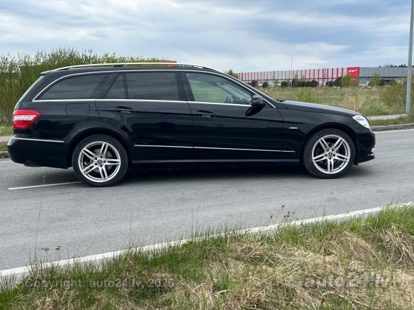 Black Mercedes-Benz E-Class 2010 in Tallinn, with an engine capacity of 2.10 L and mileage of 360 thousand km for 6999 €, photo 2 on AUTOMOTO.COM.LV