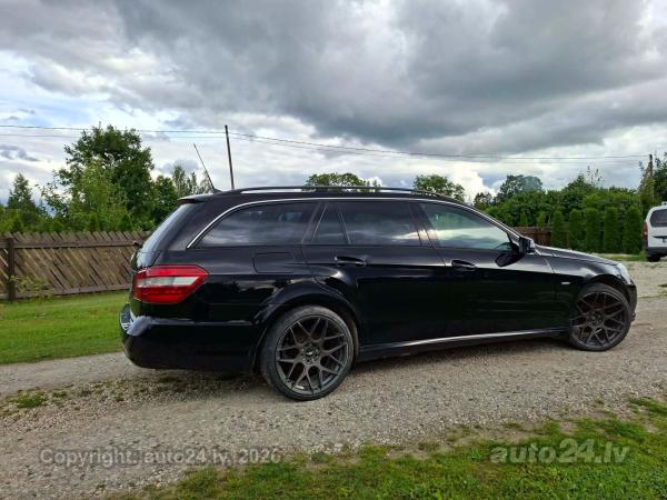 Melns Mercedes-Benz E-Class 2010 Tallina, ar dzinēja tilpumu 2.10 L un nobraukumu 318 tūkst. km par 5500 €, foto 3 vietnē AUTOMOTO.COM.LV