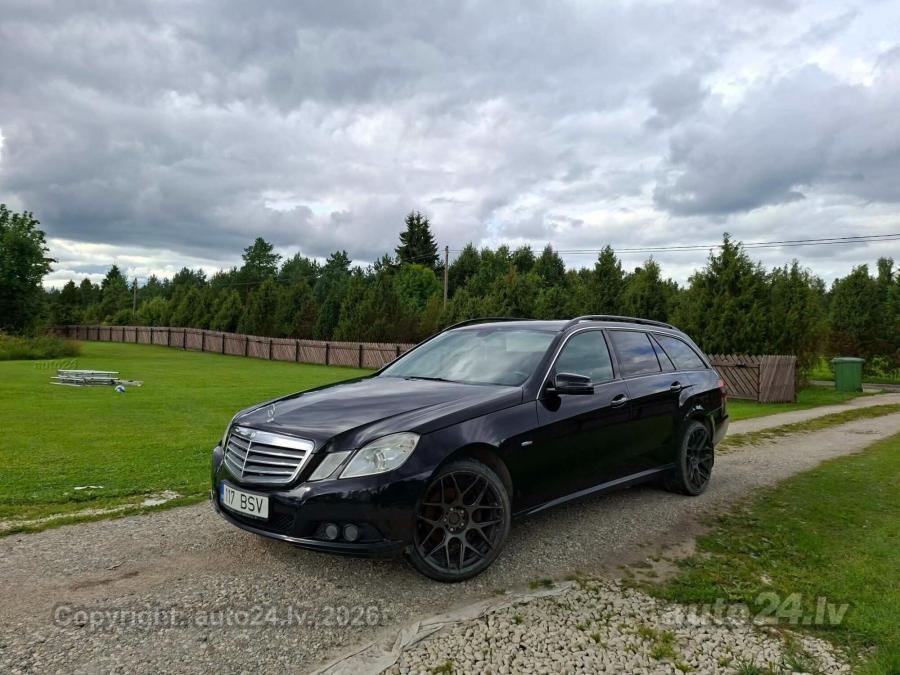Black Mercedes-Benz E-Class 2010 in Tallinn, with an engine capacity of 2.10 L and mileage of 318 thousand km for 5500 €, photo 5 on AUTOMOTO.COM.LV
