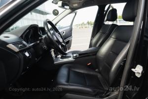 Melns Mercedes-Benz E-Class 2010 Tallina, ar dzinēja tilpumu 2.10 L un nobraukumu 366 tūkst. km par 5900 €, foto 7 vietnē AUTOMOTO.COM.LV