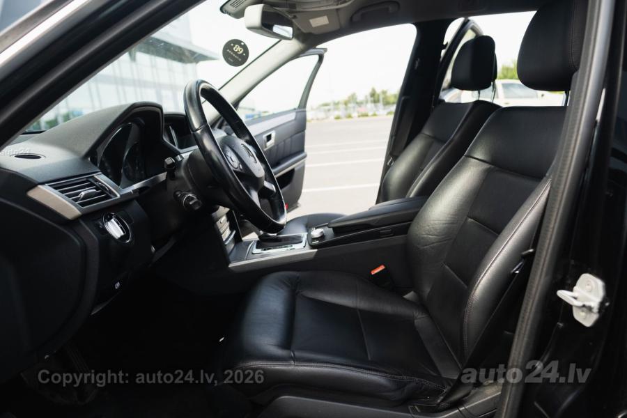 Melns Mercedes-Benz E-Class 2010 Tallina, ar dzinēja tilpumu 2.10 L un nobraukumu 366 tūkst. km par 5900 €, foto 7 vietnē AUTOMOTO.COM.LV