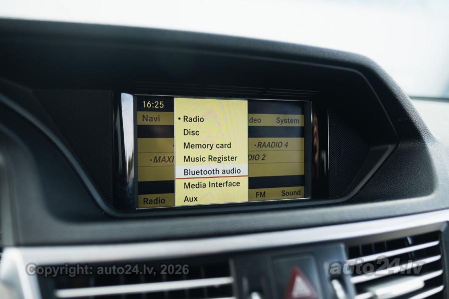 Melns Mercedes-Benz E-Class 2010 Tallina, ar dzinēja tilpumu 2.10 L un nobraukumu 366 tūkst. km par 5900 €, foto 17 vietnē AUTOMOTO.COM.LV