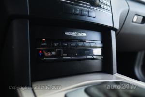 Melns Mercedes-Benz E-Class 2010 Tallina, ar dzinēja tilpumu 2.10 L un nobraukumu 366 tūkst. km par 5900 €, foto 19 vietnē AUTOMOTO.COM.LV