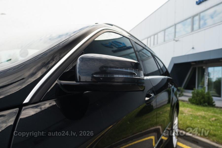 Melns Mercedes-Benz E-Class 2010 Tallina, ar dzinēja tilpumu 2.10 L un nobraukumu 366 tūkst. km par 5900 €, foto 27 vietnē AUTOMOTO.COM.LV
