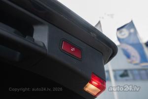 Melns Mercedes-Benz E-Class 2010 Tallina, ar dzinēja tilpumu 2.10 L un nobraukumu 366 tūkst. km par 5900 €, foto 28 vietnē AUTOMOTO.COM.LV