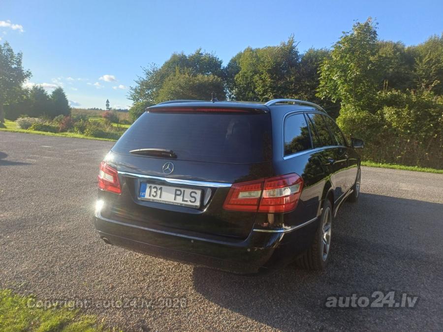 Melns Mercedes-Benz E-Class 2010 Tallina, ar dzinēja tilpumu 1.80 L un nobraukumu 330 tūkst. km par 5900 €, foto 5 vietnē AUTOMOTO.COM.LV