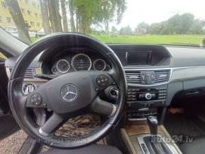 Melns Mercedes-Benz E-Class 2010 Tallina, ar dzinēja tilpumu 1.80 L un nobraukumu 330 tūkst. km par 5900 €, foto 6 vietnē AUTOMOTO.COM.LV