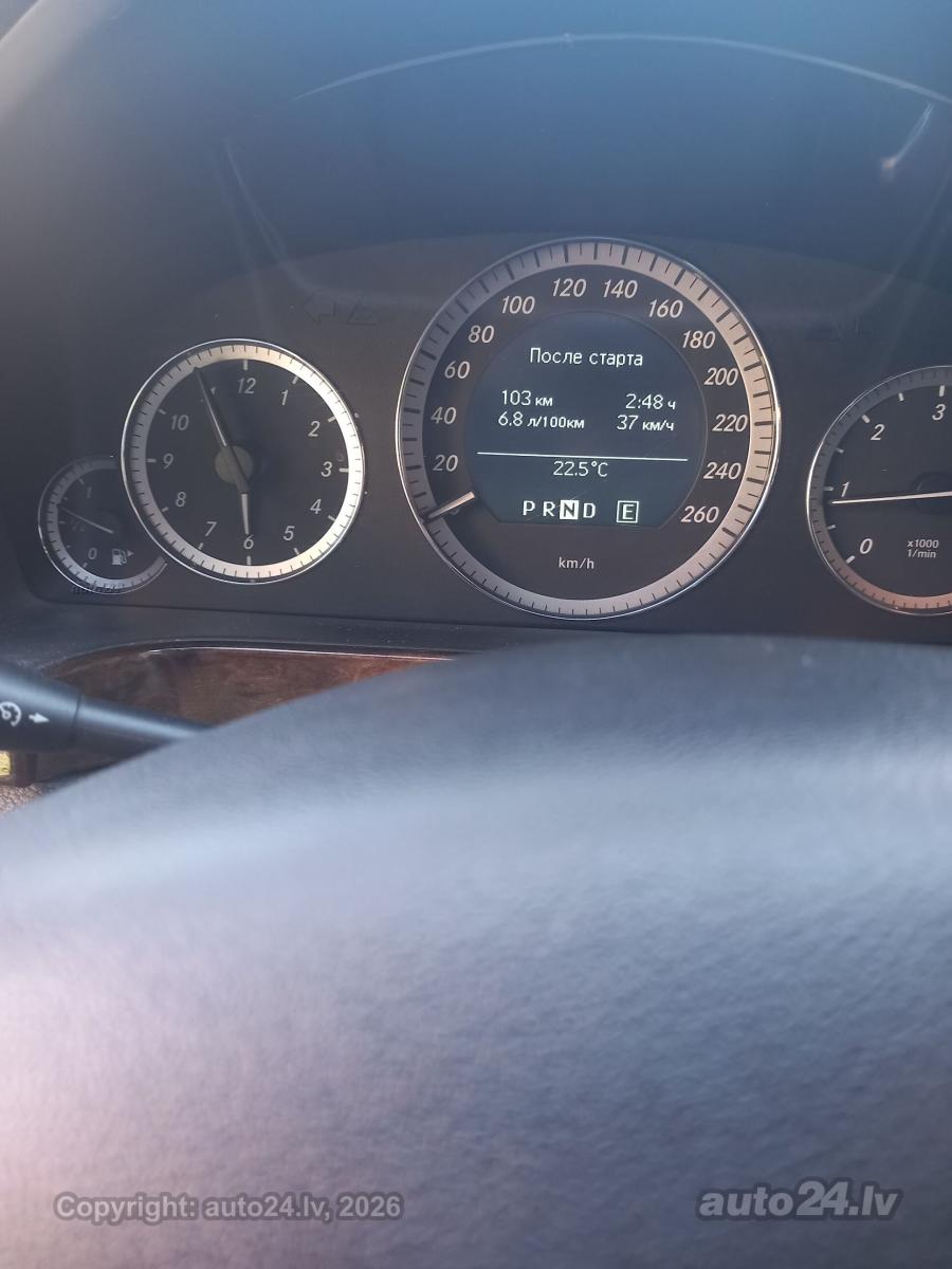 Melns Mercedes-Benz E-Class 2010 Tallina, ar dzinēja tilpumu 2.10 L un nobraukumu 374 tūkst. km par 8400 €, foto 13 vietnē AUTOMOTO.COM.LV