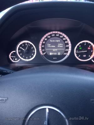 Melns Mercedes-Benz E-Class 2010 Tallina, ar dzinēja tilpumu 2.10 L un nobraukumu 374 tūkst. km par 8400 €, foto 20 vietnē AUTOMOTO.COM.LV
