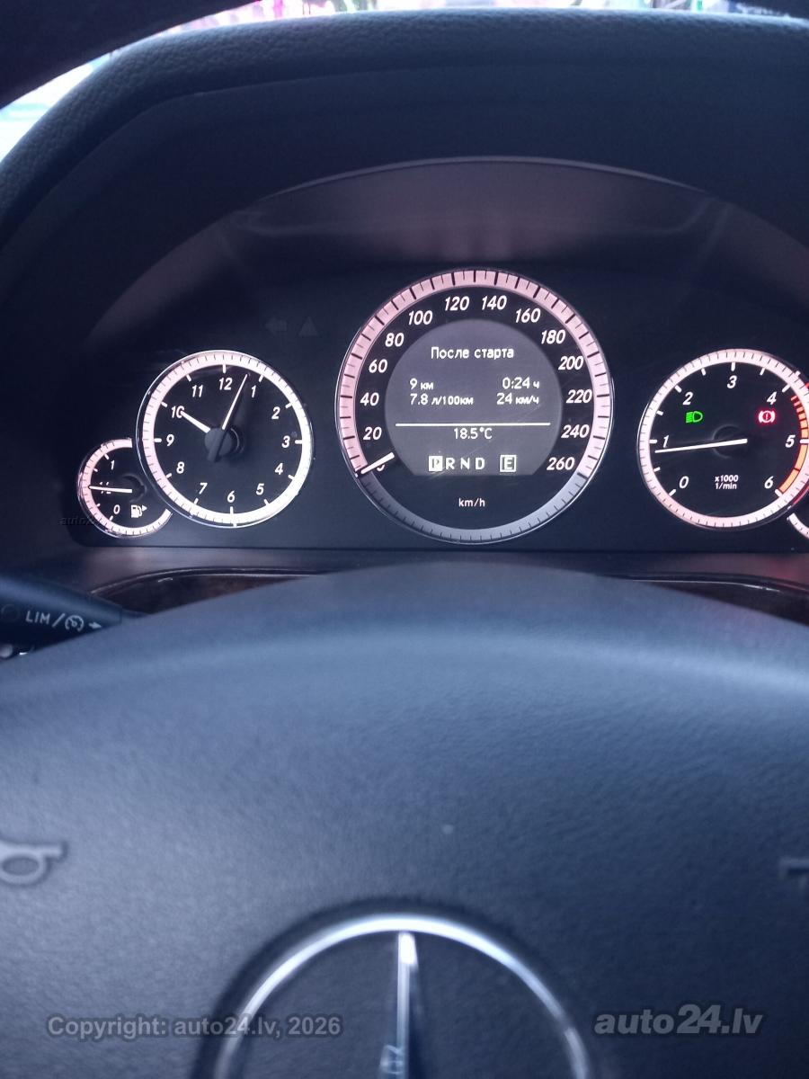 Melns Mercedes-Benz E-Class 2010 Tallina, ar dzinēja tilpumu 2.10 L un nobraukumu 374 tūkst. km par 8400 €, foto 20 vietnē AUTOMOTO.COM.LV