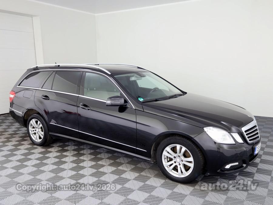 Melns Mercedes-Benz E-Class 2010 Tallina, ar dzinēja tilpumu 3.00 L un nobraukumu 322 tūkst. km par 4499 €, foto 1 vietnē AUTOMOTO.COM.LV
