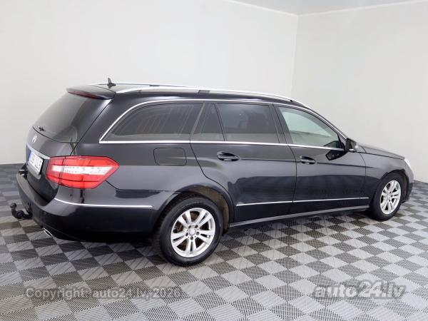 Мерседес Е-Класс 2010 в Таллин на AUTOMOTO.COM.LV Черный Мерседес Е-Класс 2010 в Таллин, объемом двигателя 3.00 л и пробегом 322 тыс. км за 4499 €, фото 4 на AUTOMOTO.COM.LV