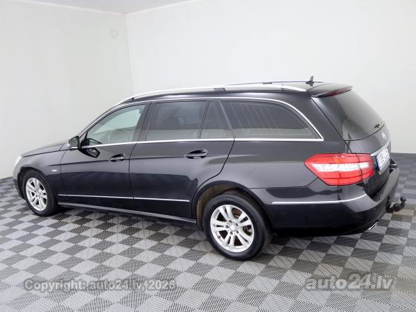 Мерседес Е-Класс 2010 в Таллин на AUTOMOTO.COM.LV Черный Мерседес Е-Класс 2010 в Таллин, объемом двигателя 3.00 л и пробегом 322 тыс. км за 4499 €, фото 5 на AUTOMOTO.COM.LV