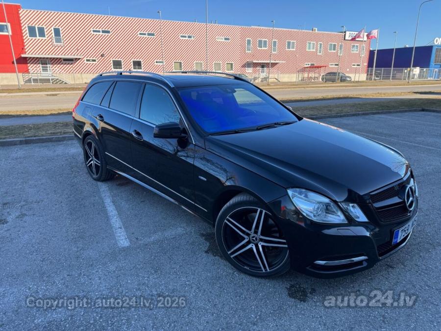 Black Mercedes-Benz E-Class 2011 in Tartu, with an engine capacity of 3.00 L and mileage of 326 thousand km for 9500 €, photo 3 on AUTOMOTO.COM.LV