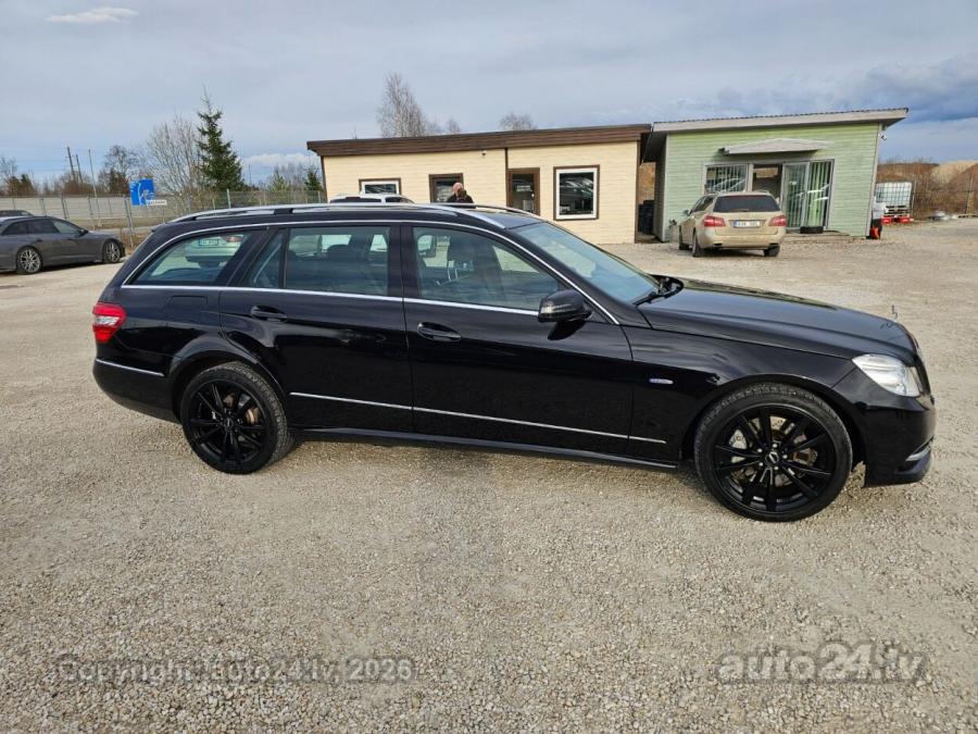 Black Mercedes-Benz E-Class 2012 in Tartu, with an engine capacity of 3.00 L and mileage of 262 thousand km for 9990 €, photo 7 on AUTOMOTO.COM.LV