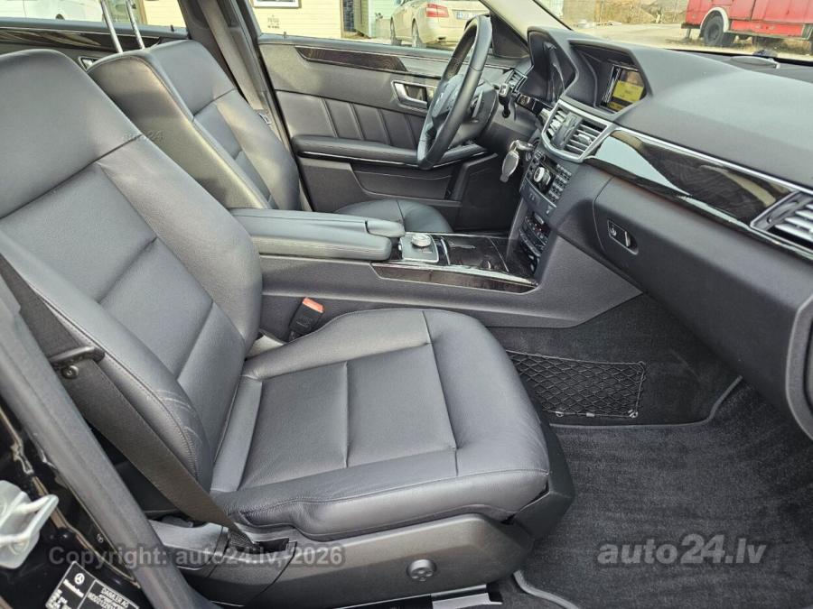 Black Mercedes-Benz E-Class 2012 in Tartu, with an engine capacity of 3.00 L and mileage of 262 thousand km for 9990 €, photo 12 on AUTOMOTO.COM.LV